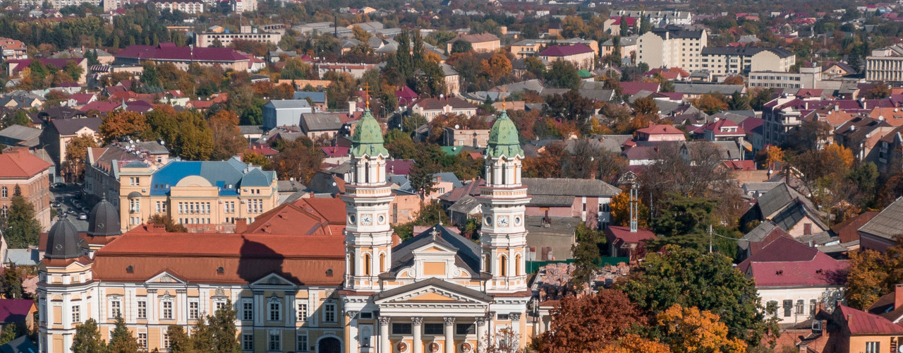 Агентство нерухомості Valion в Ужгороді - купити або продати житлову і ...